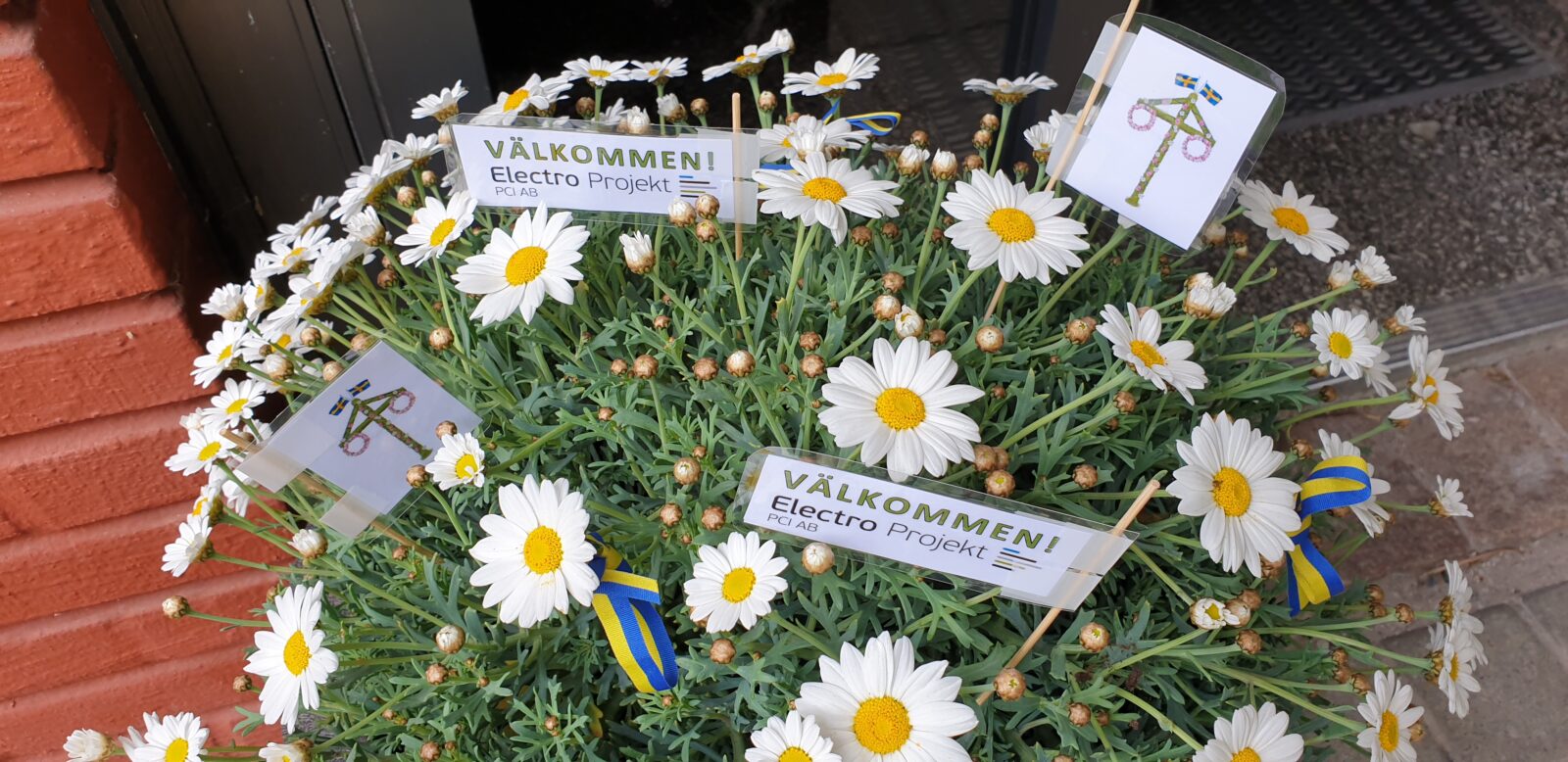 TREVLIG MIDSOMMAR! - Electro Projekt PCI AB